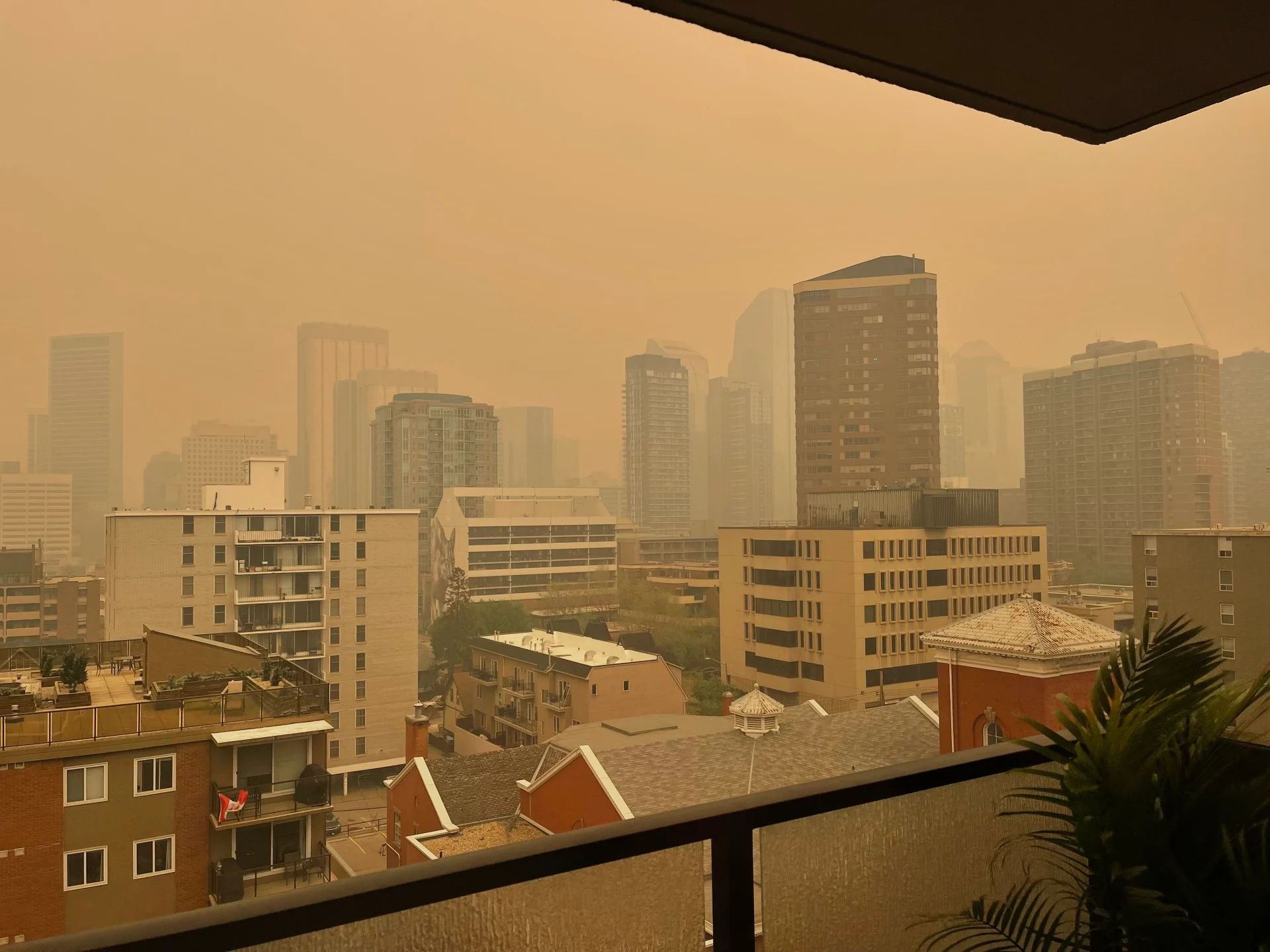 PHOTOS: Thick wildfire smoke engulfs Alberta, alarming air quality ...