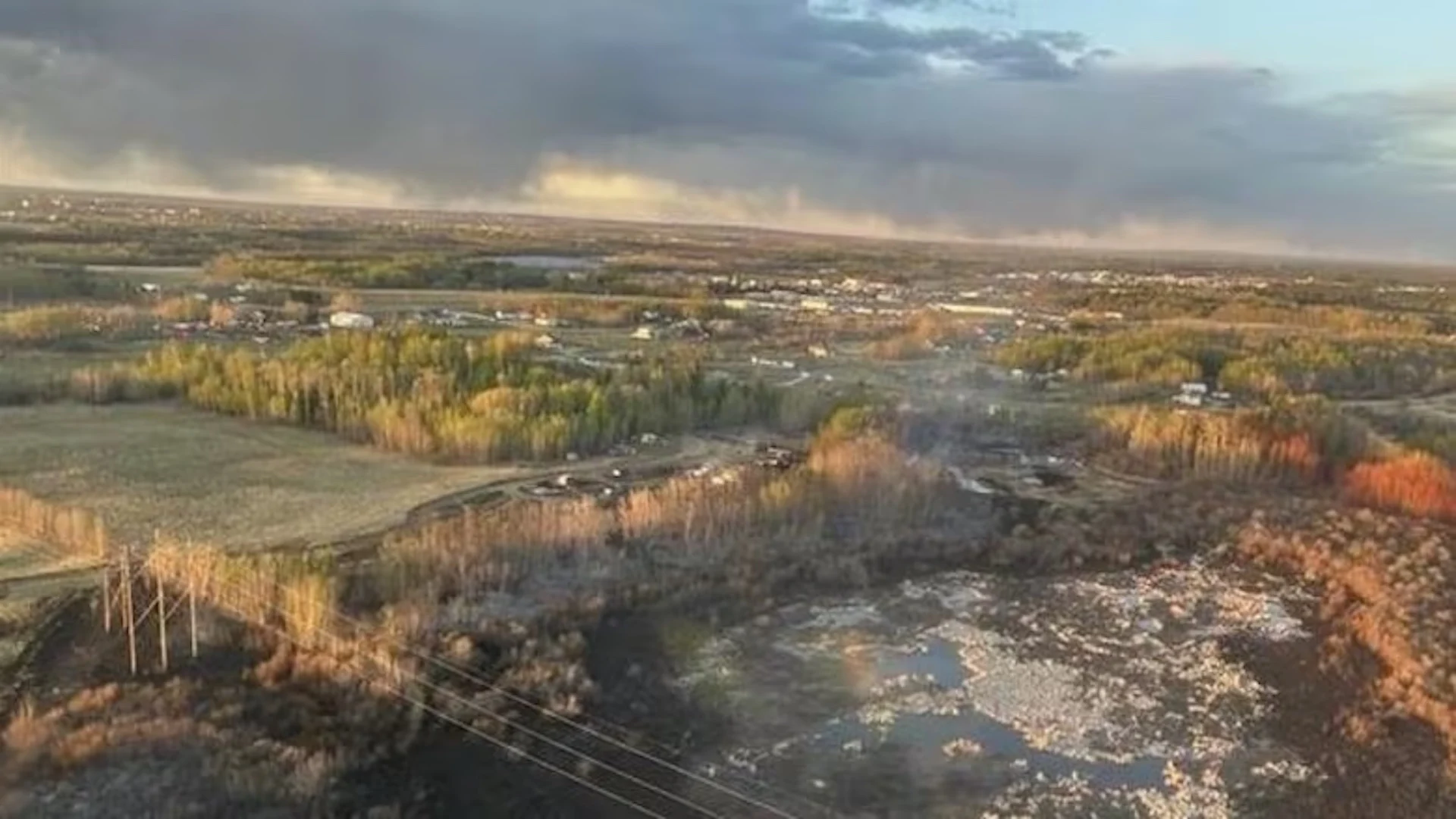 Mandatory evacuation order expands as Redwater wildfire flares - The ...