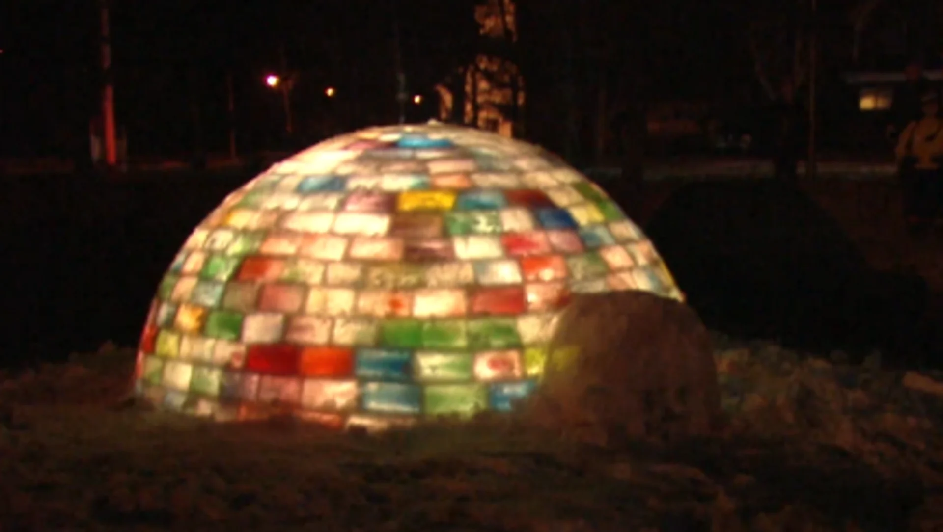 How to build your own rainbow igloo - The Weather Network