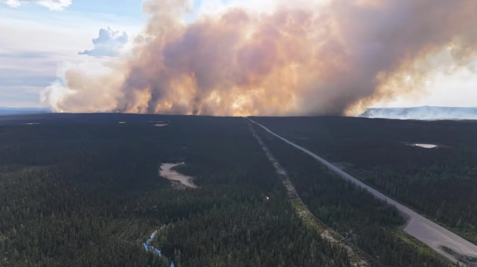 Evacuation order for Labrador City as wildfire draws nearer to town ...