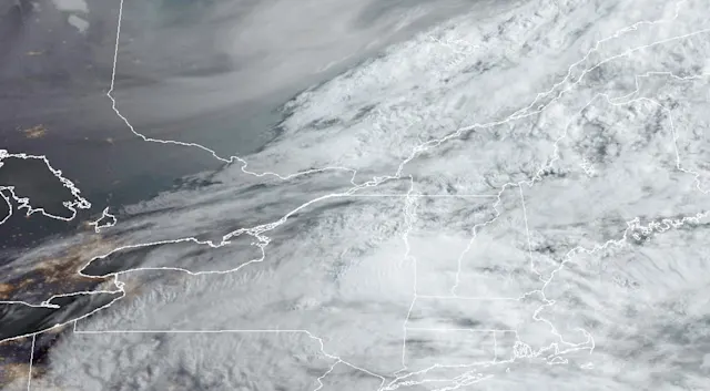 Record-breaking wildfire season in 2023 cost Quebec more than $8B: New ...