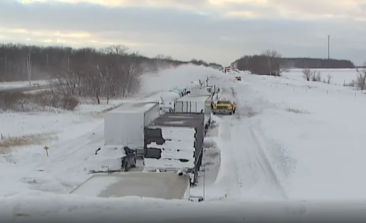 Recalling when 600 people were stranded in Sarnia — strangers opened ...