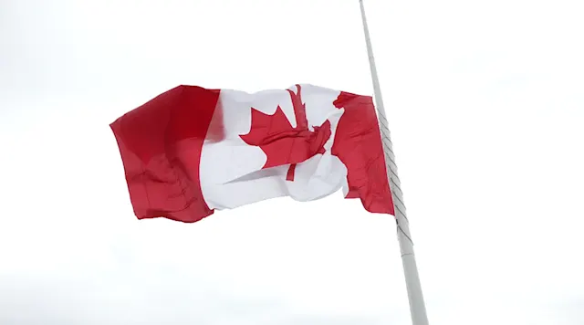 Ontario's biggest Canadian flag now flying high over Hwy 400 in Barrie ...