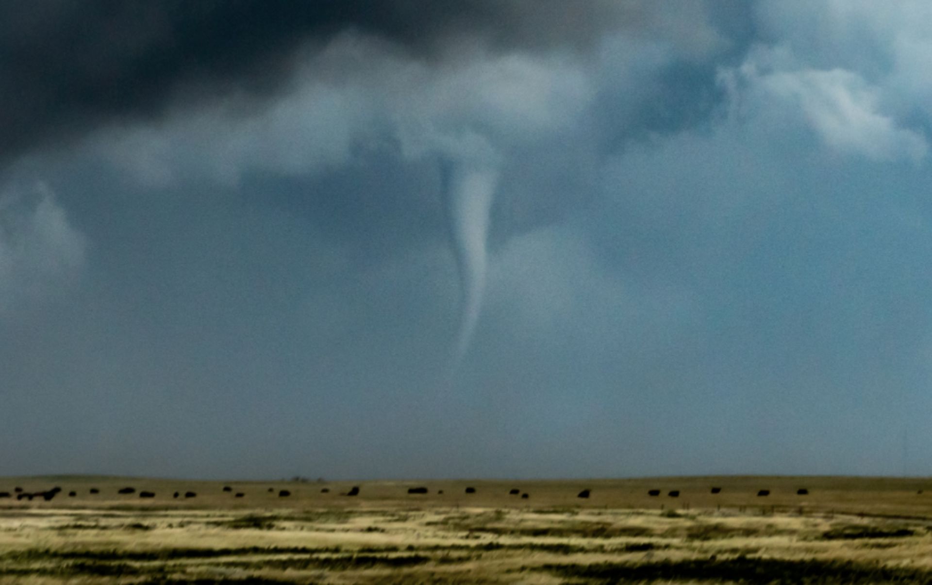 Supercell spawns extremely rare ‘clockwise’ tornado in Oklahoma - The ...