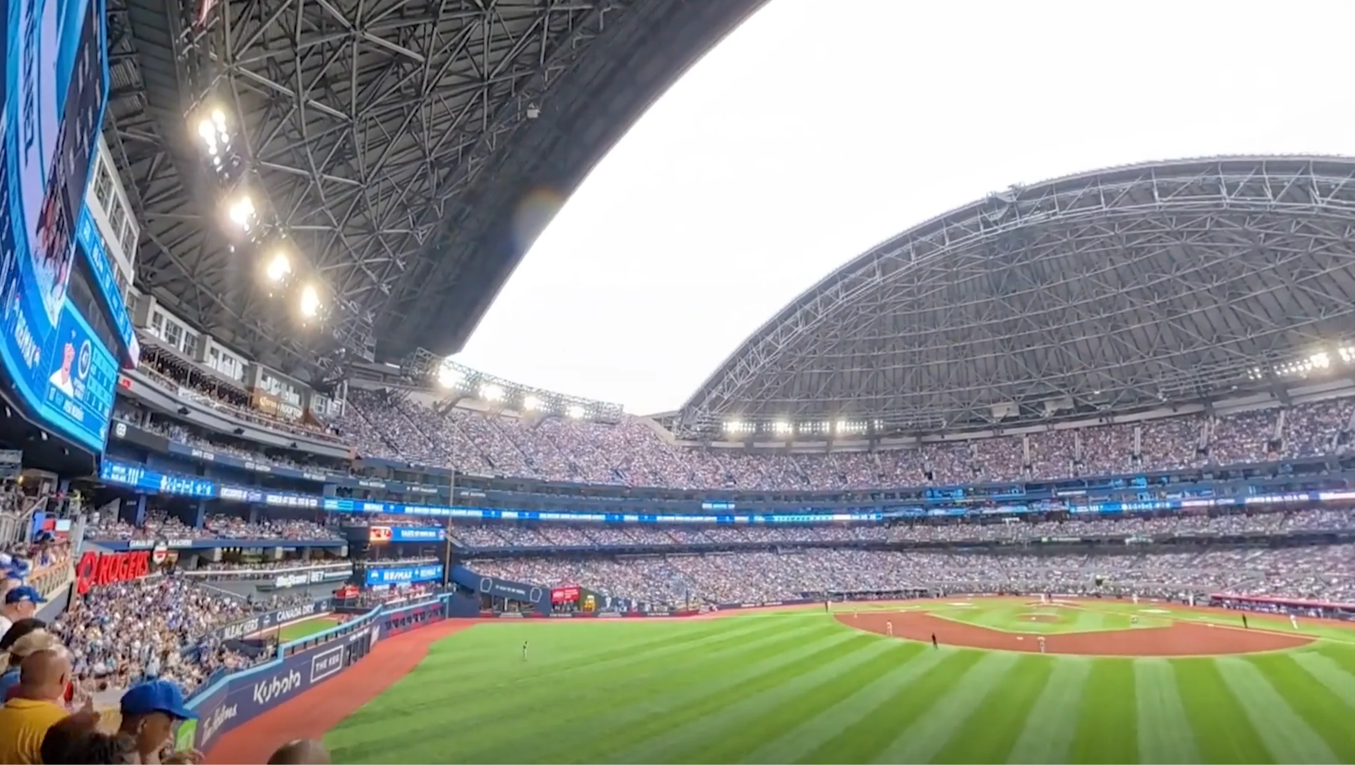 Rogers Centre roof still a showstopper after nearly 40 years - The ...