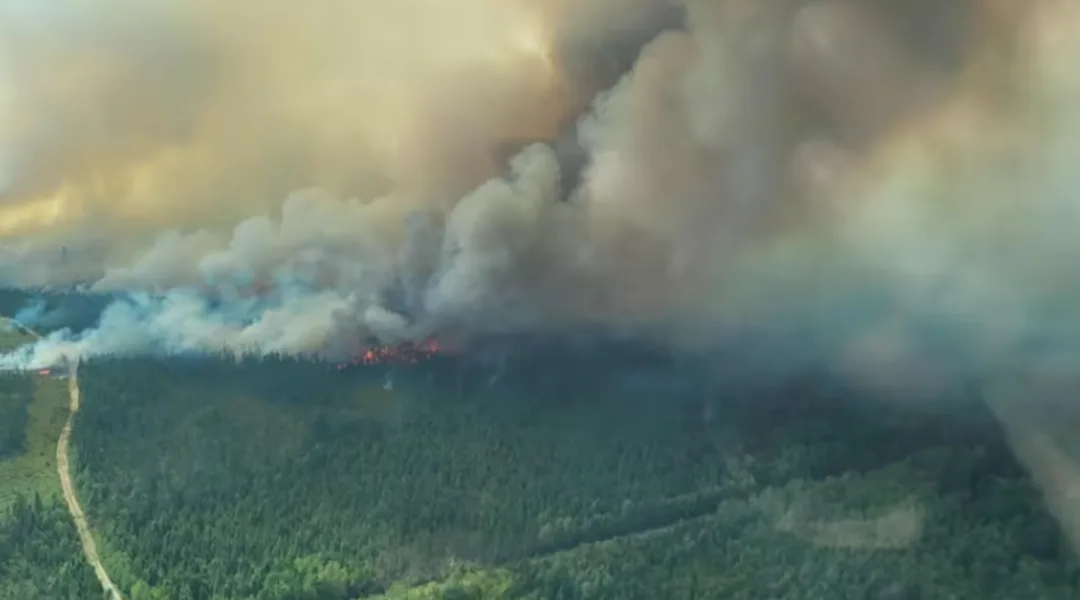 2 wildfire evacuation advisories still in place for eastern New ...