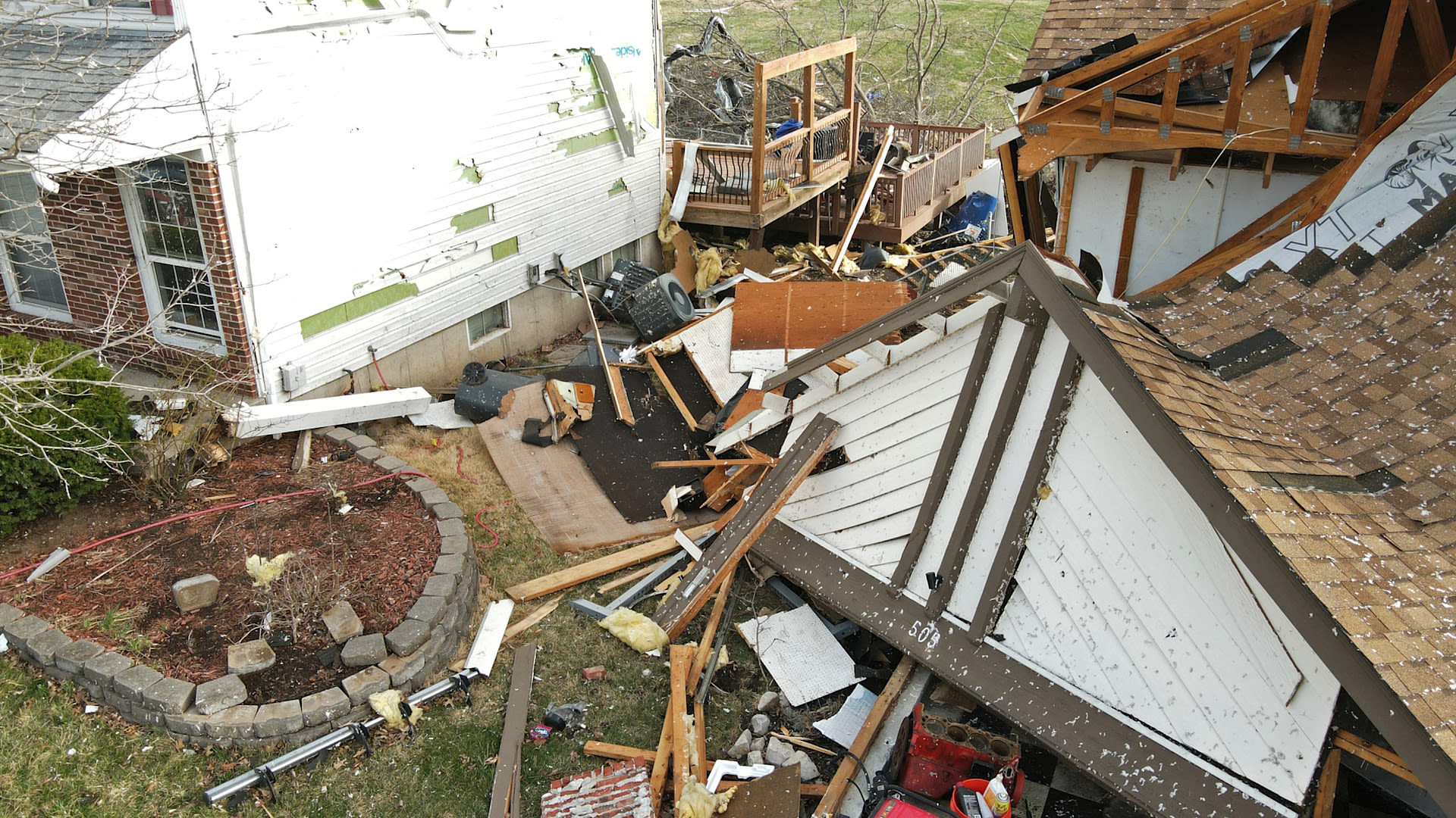 US death toll from extreme weather over the weekend rises to 36 - The ...