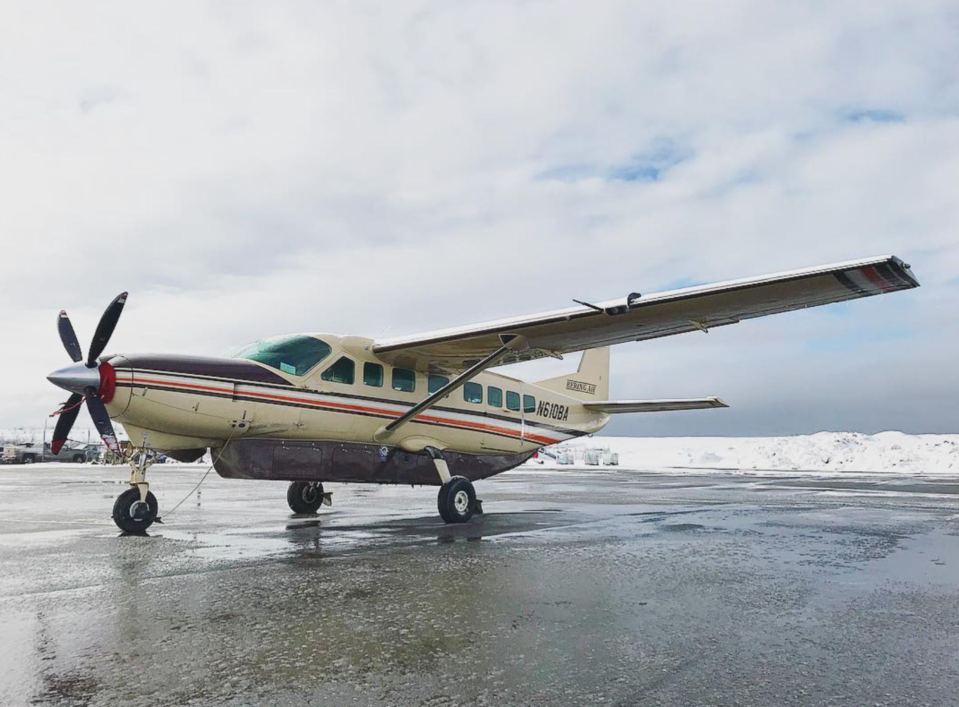 Missing Alaska plane with 10 on board suffered altitude drop, speed ...