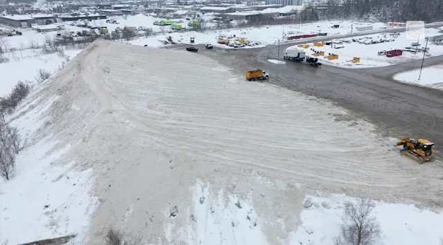 Buried: Ontario city on ‘high alert’ after 300 cm of snow - The Weather ...