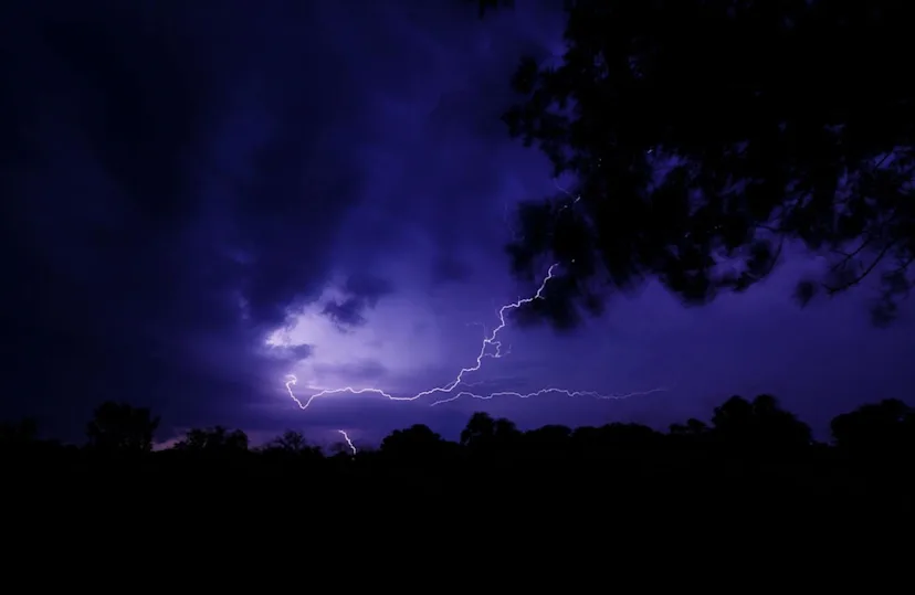 'Heat lightning' is summer’s peaceful and misunderstood secret - The ...