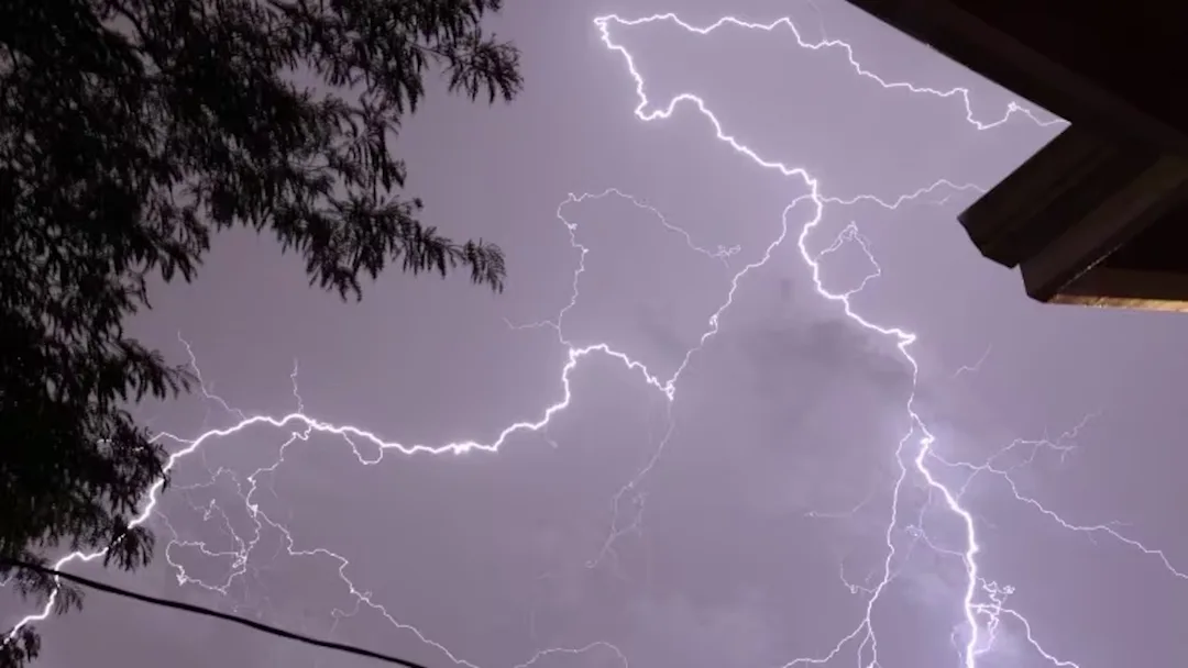 Could climate change cause more lightning — and spark more wildfires ...