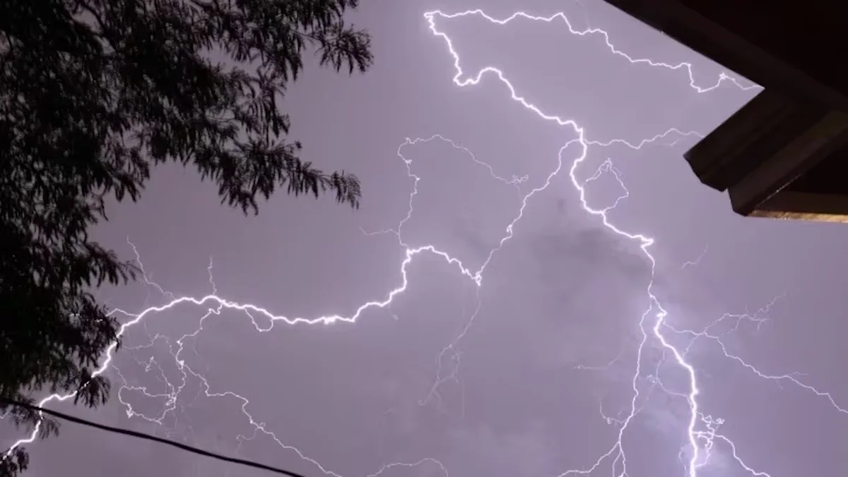 Could climate change cause more lightning — and spark more wildfires ...