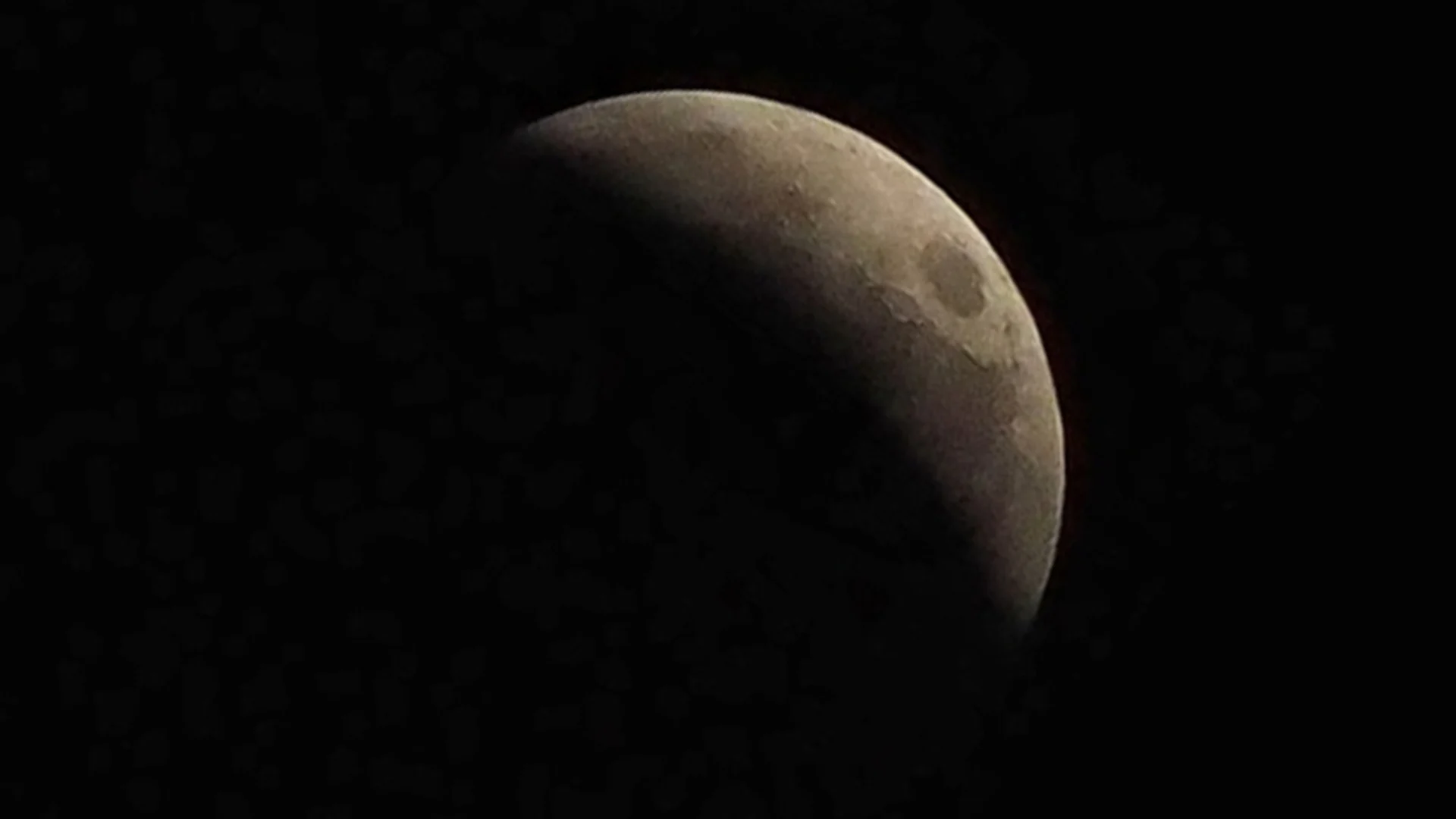 In Photos: Stunning views of the rare Pi Day "Blood Moon" Lunar Eclipse ...