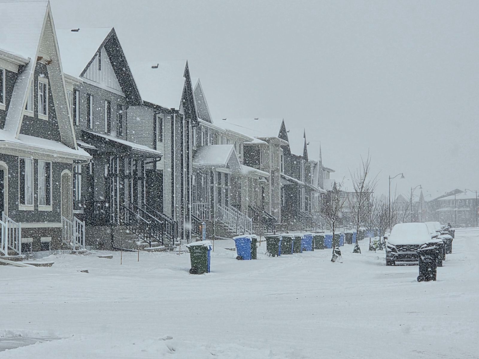 Late-season snow targets Alberta and Saskatchewan, with 10-20+ cm ...