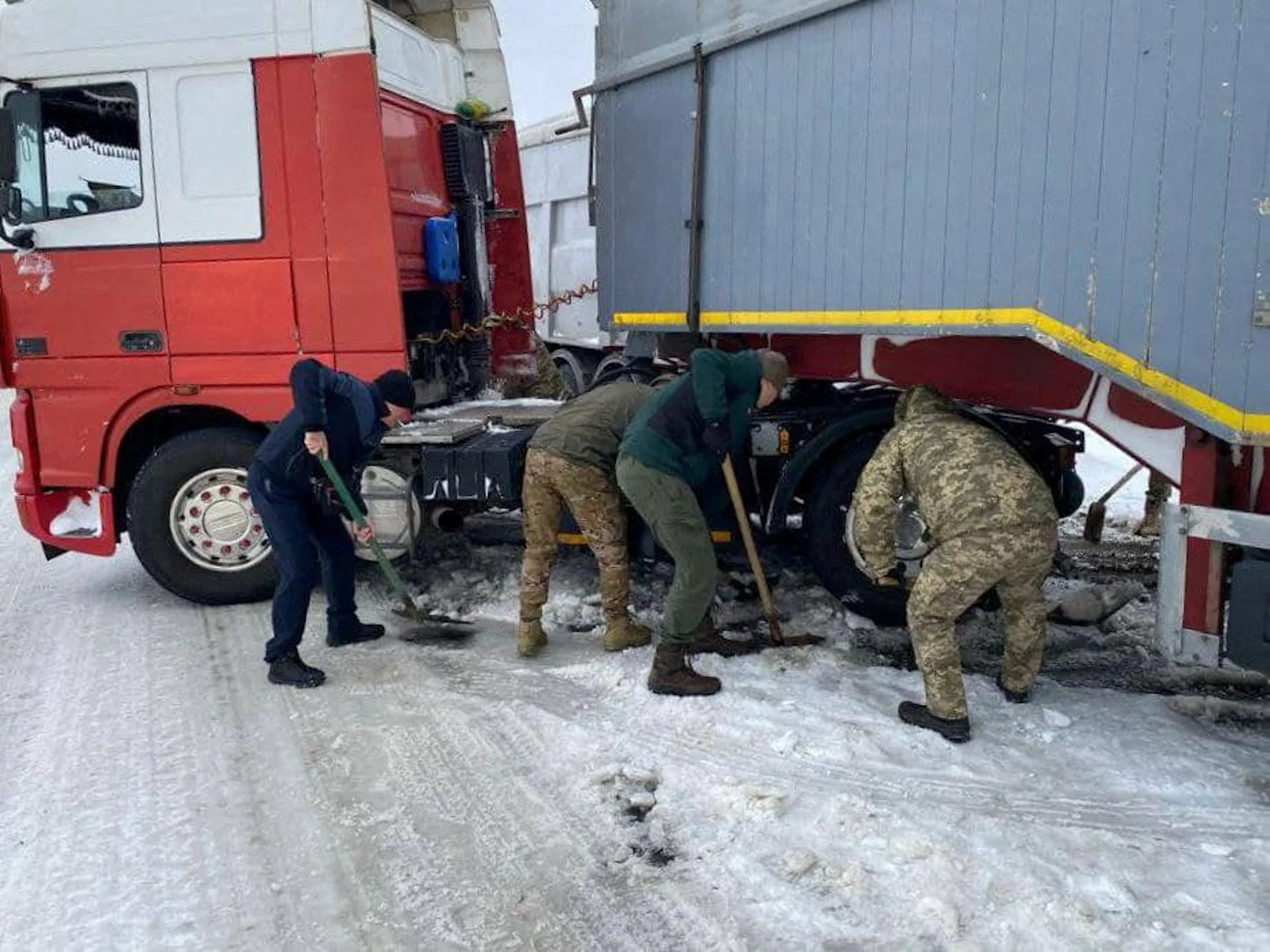 Ten people die in Ukraine snowstorms - The Weather Network