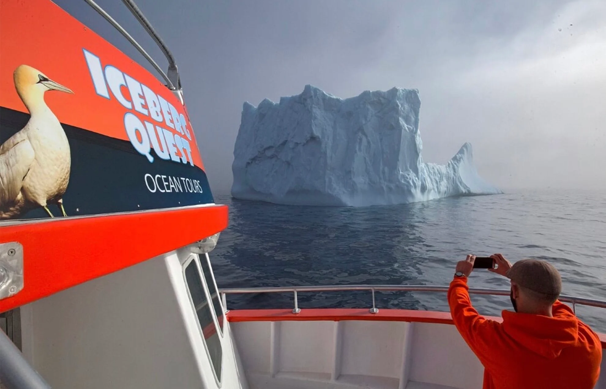 Keep a safe distance as iceberg season approaches - The Weather Network