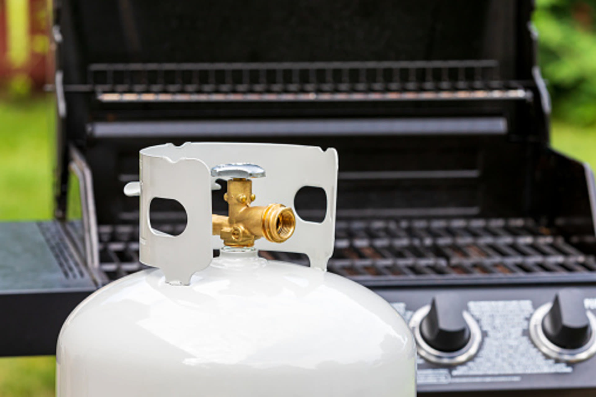 Not sure how much fuel is left in your propane tank? Watch this - The ...