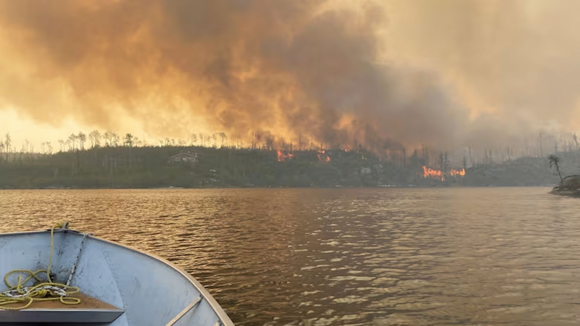 Wind direction to determine fate of Sask. town as wildfire threat grows ...