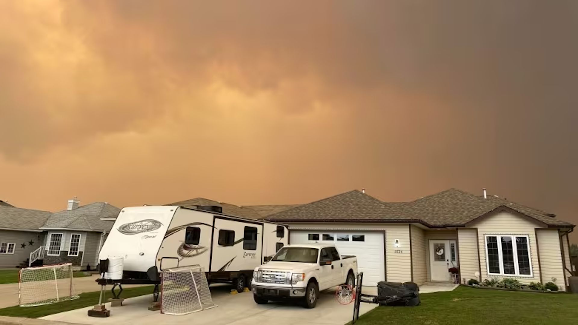'This fire is a beast': Wildfire threatening Edson less than 2 km from ...