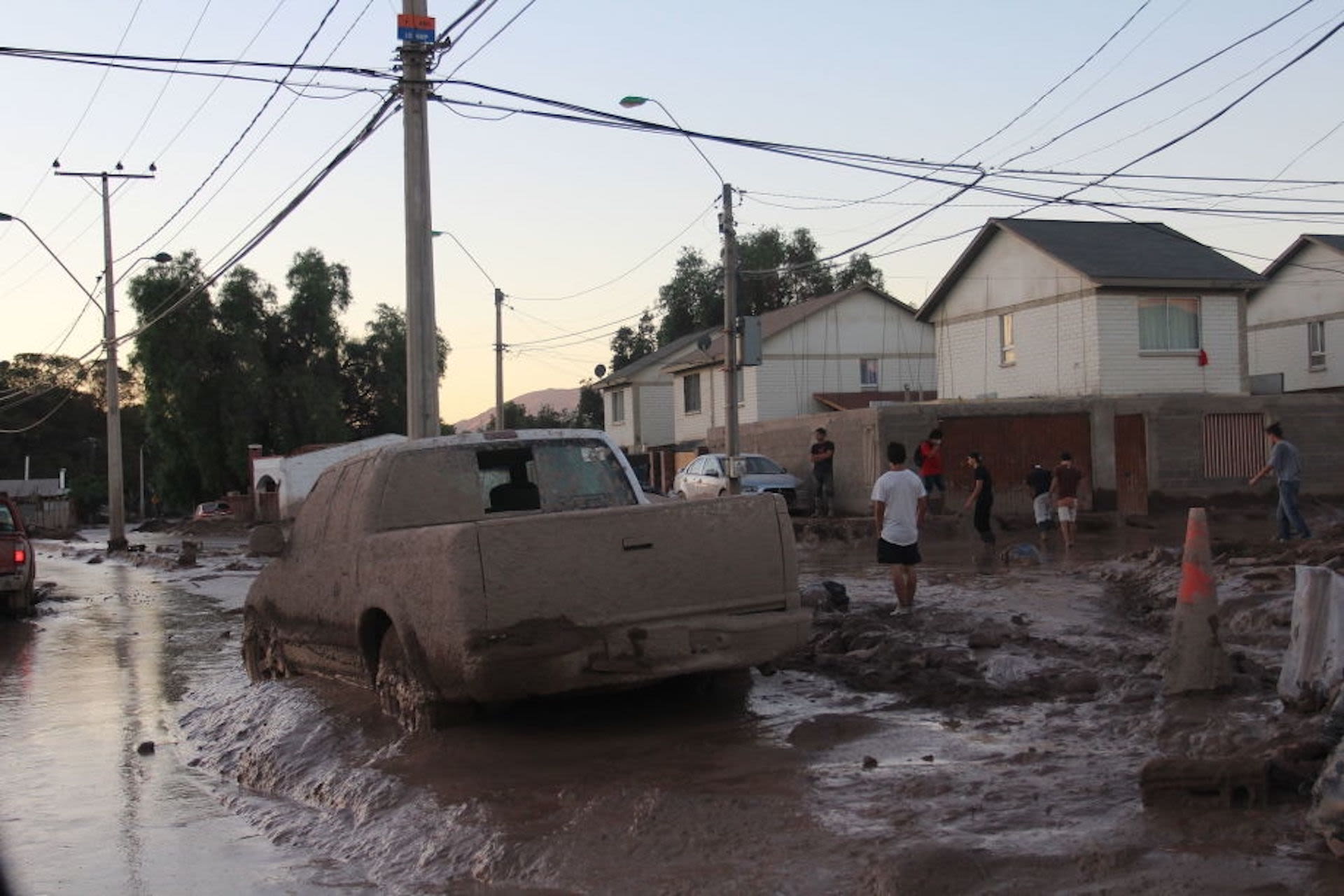 Extremely rare Chile flooding that left tens of thousands homeless ...