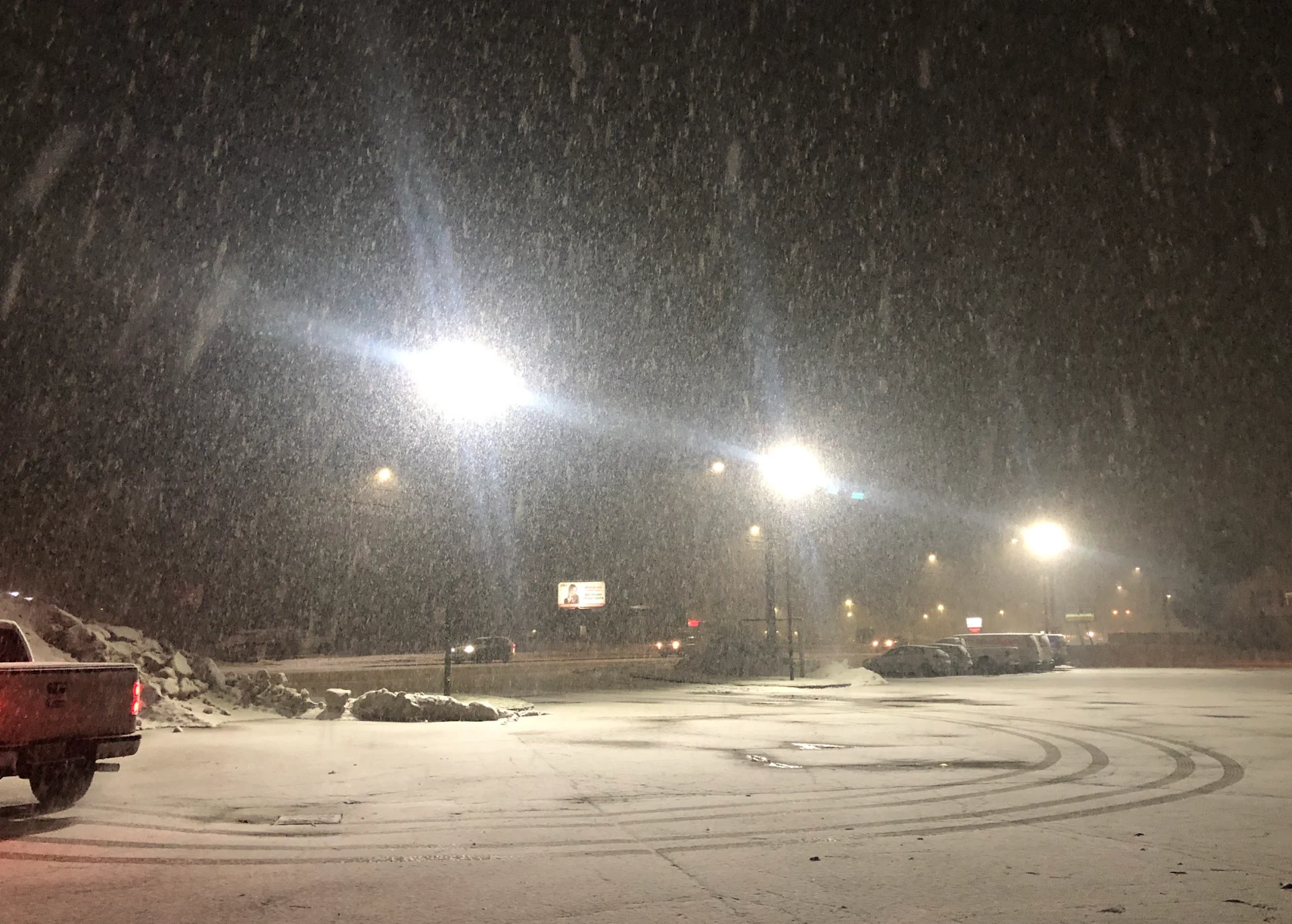 Blizzard warnings, highway closures continue in snow-stricken parts of Ontario - The Weather Network