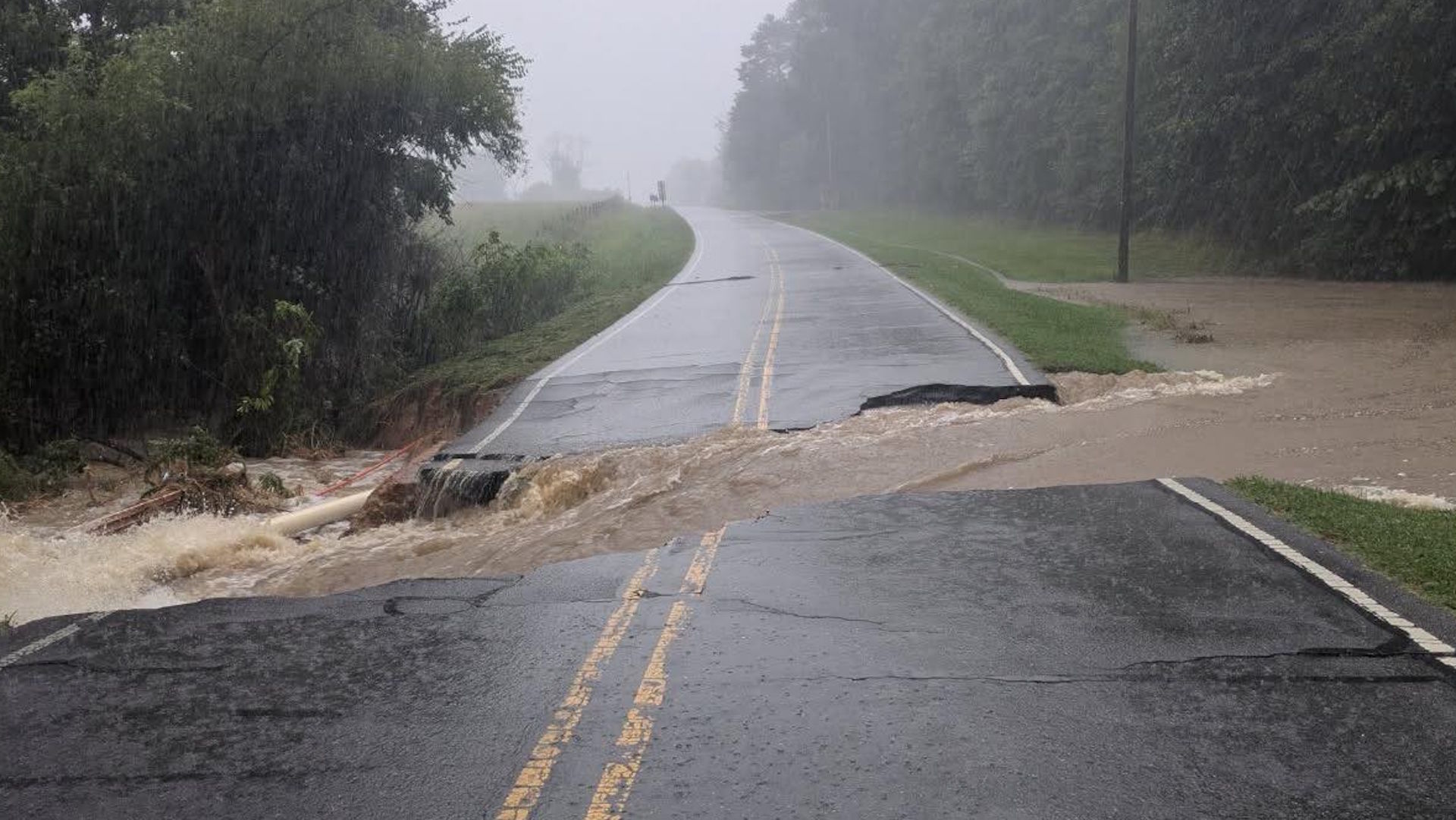 Why has 2025 seen so much widespread, intense flash flooding? - The Weather Network