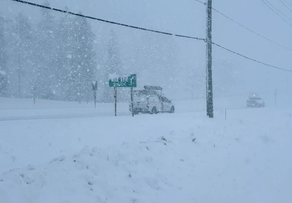 Hwy. 11 closed after collisions amid snow squalls near Orillia, Ont ...