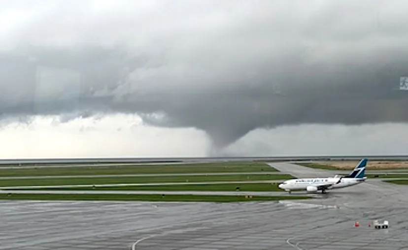 Scud clouds are scary tornado lookalikes – how to tell them apart - The ...