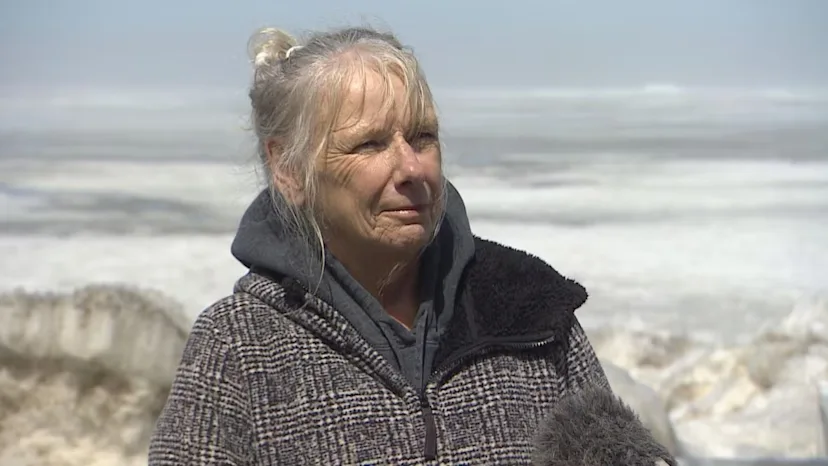'Pretty powerful' ice pileups damage more than a dozen Lake Manitoba ...