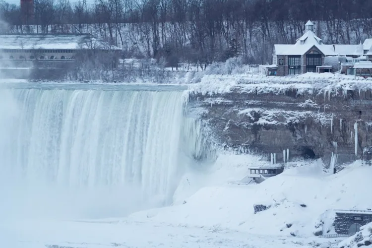 Niagara Falls partially frozen following days of bitter cold - The ...