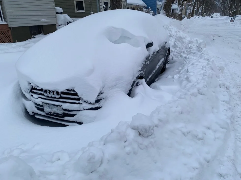 PHOTOS: Record-setting snowstorm drops 100+ cm of snow on Nova Scotia ...