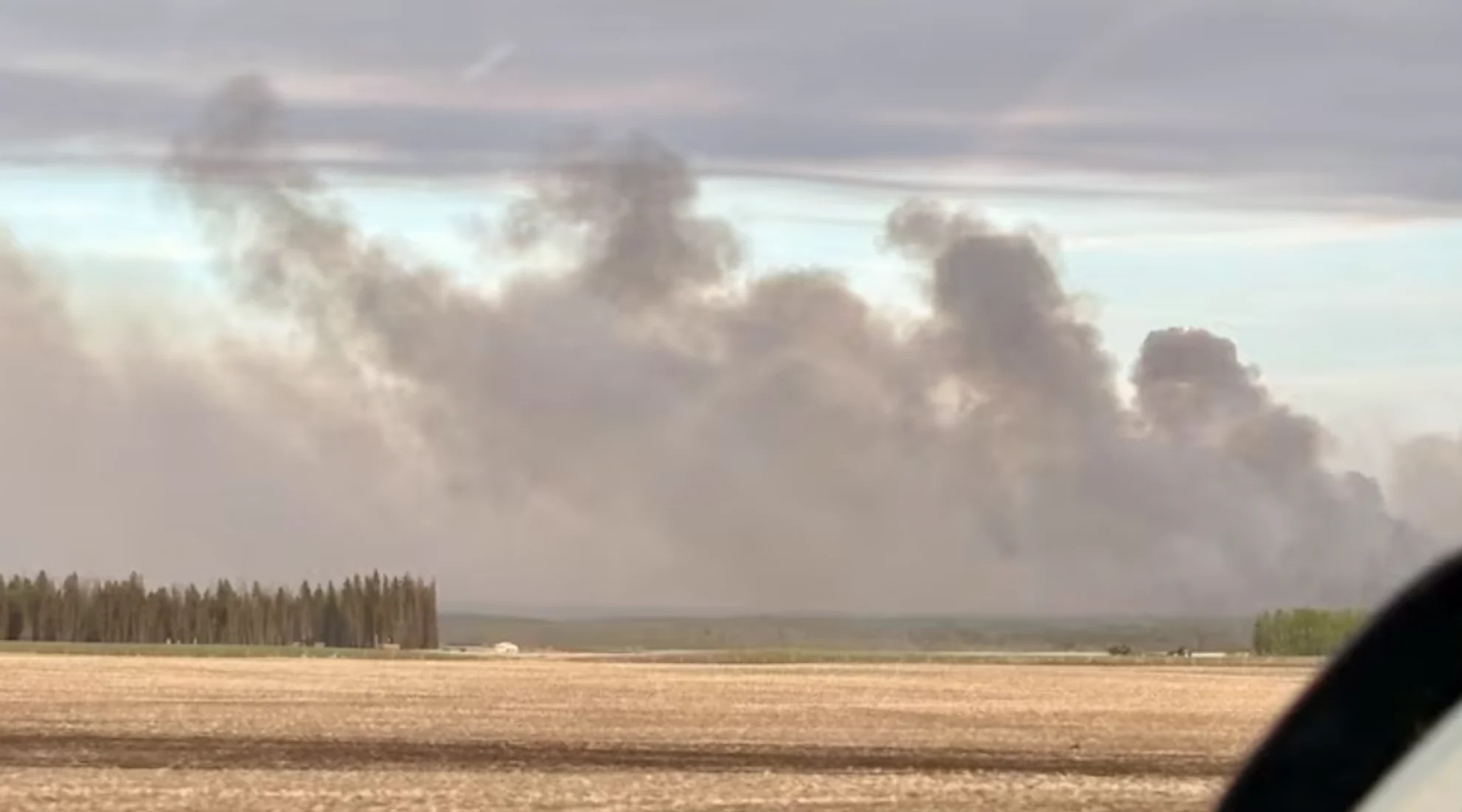 Wildfire threat prompts evacuation order for Boyle, Athabasca County ...