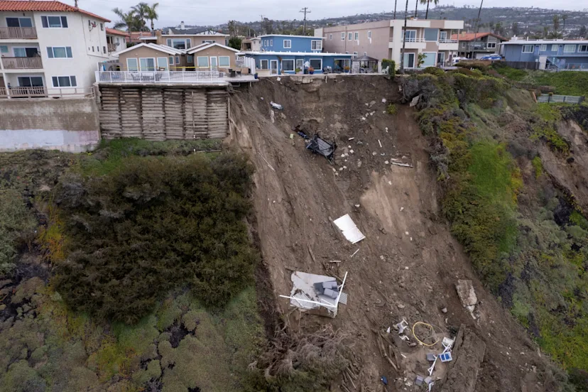 'Nerve-wracking': Homes on the verge of collapse along California coast ...