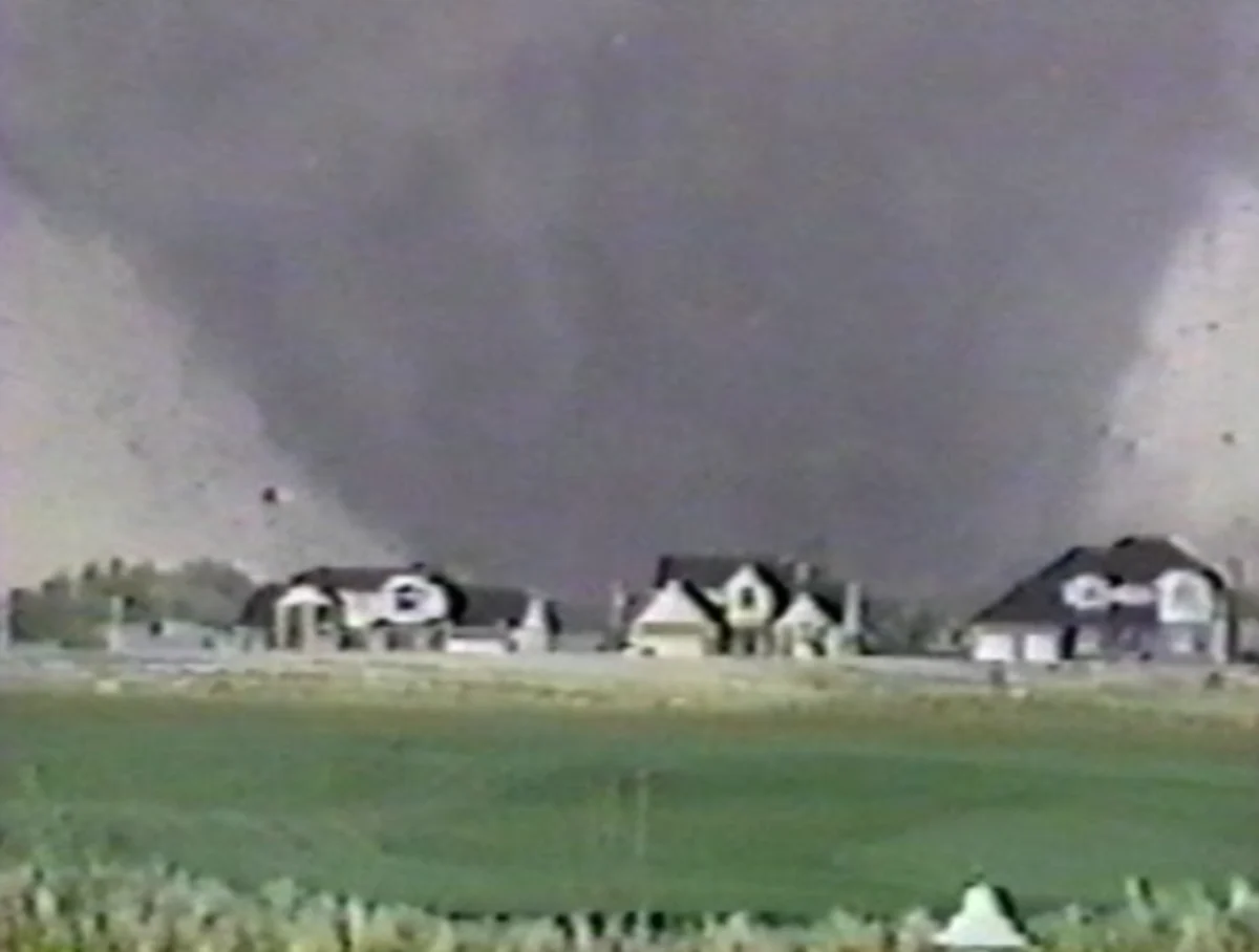 The 1990 Plainfield tornado is the only F5 twister to hit the U.S. in ...