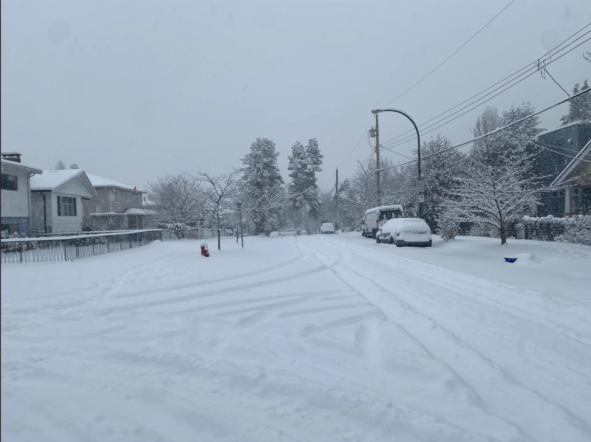 Photos: Heavy snow hits Western Canada, closes schools and cuts power ...