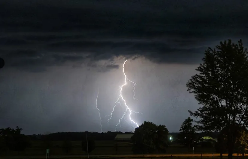 What really happens inside you when you're hit by lightning? - The ...
