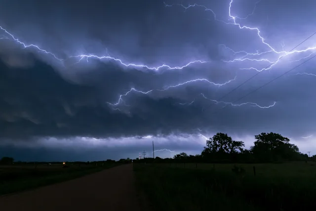 Tomorrow's Weather Toronto (Mar 16): Thunderstorms, Snow & Windy Chill ...