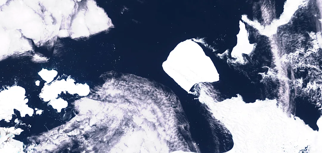 Rare black iceberg spotted off Labrador coast has social media buzzing ...