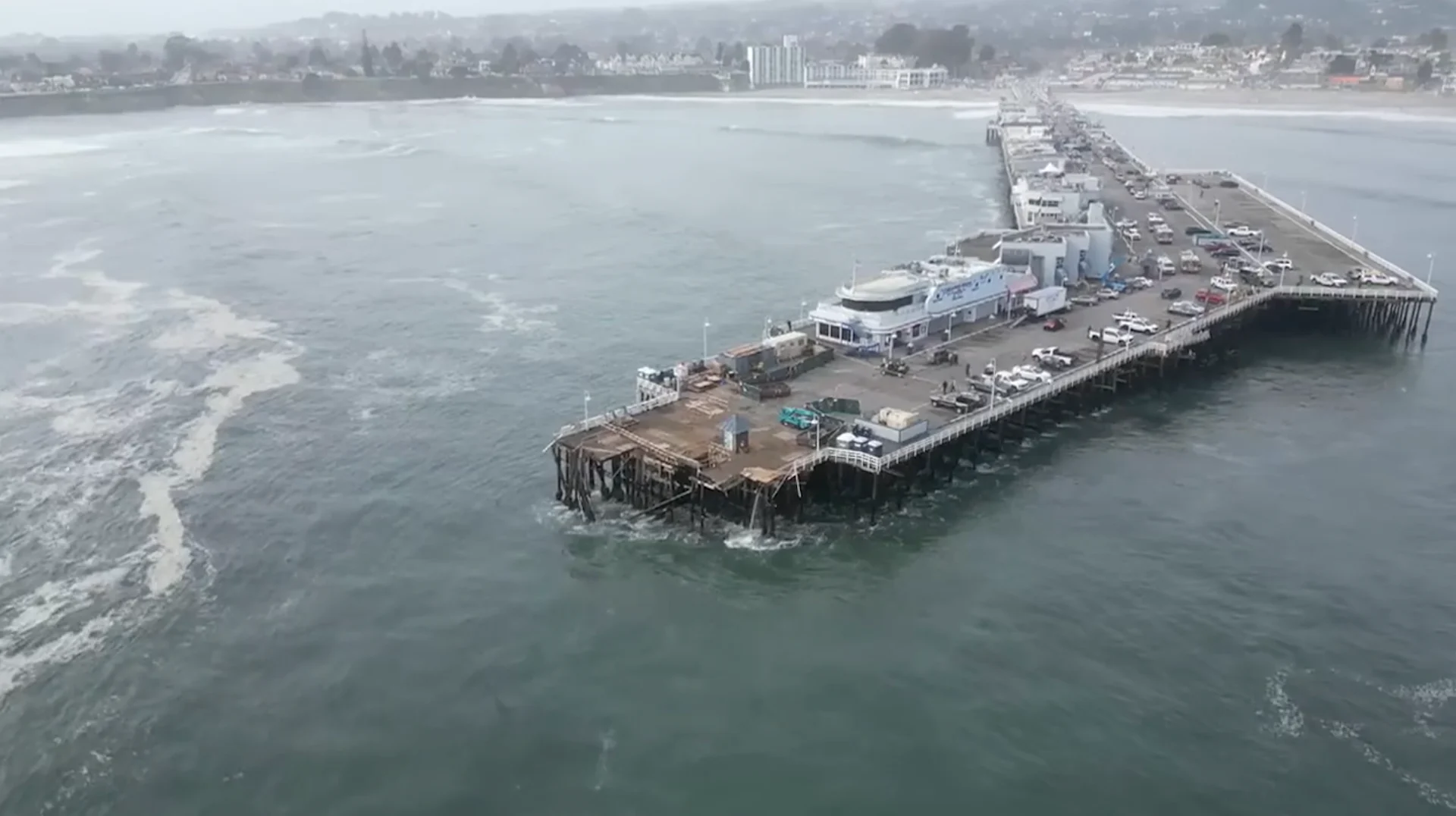 Pacific Ocean waves turn deadly, cause partial wharf collapse in ...