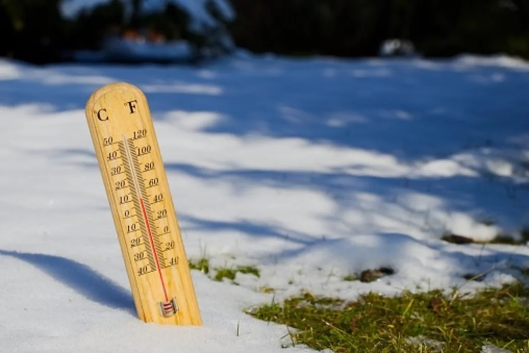 From 20 C to 20 cm of snow: Fine line dividing weather on the Prairies ...