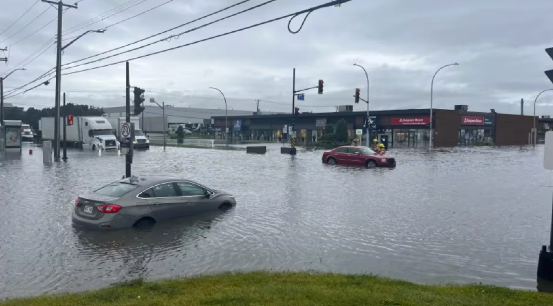 Heavy rains drench southern Quebec, leading to flooding and event ...