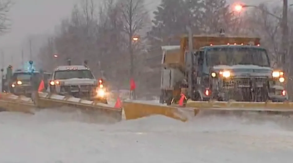 Think twice before passing snowplows on the highway - The Weather Network