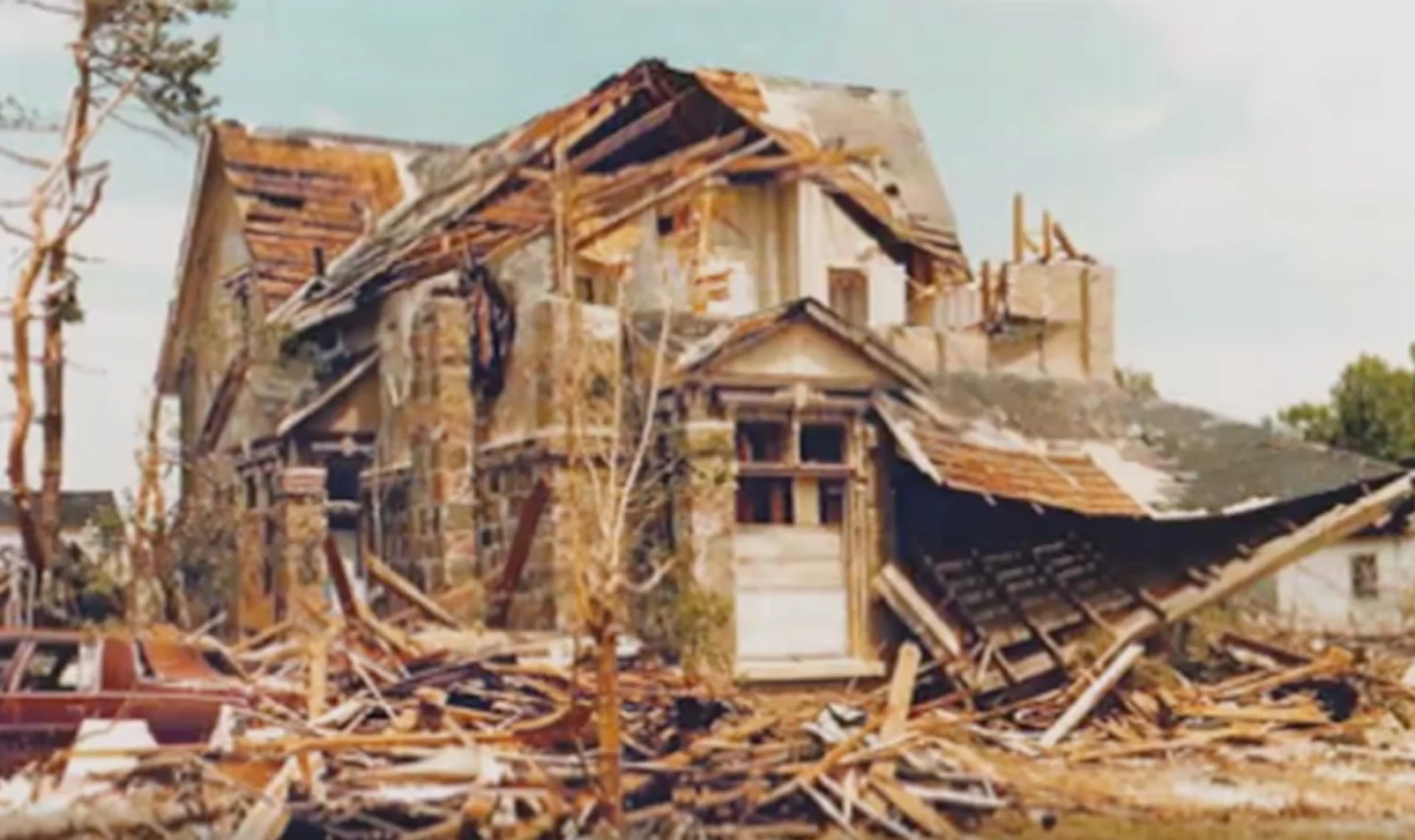 Looking back at the 1985 record-breaking central Ontario tornado ...