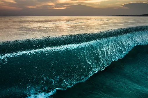 Rip currents are a natural hazard along coasts – here’s how to spot ...