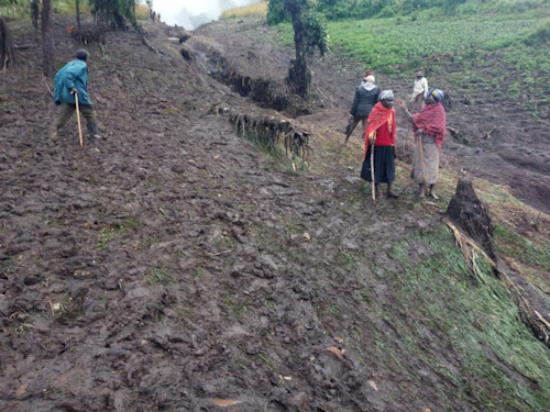 Death toll from Kenya landslides rises to 56 amid heavy rain - The ...