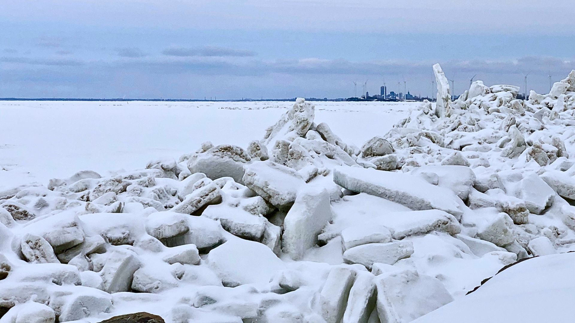 Melting ice and flood risk: How ice jams can endanger Canadian ...
