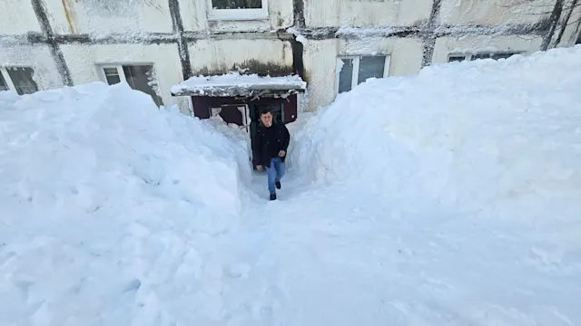 Record snowfall in Russian far east sows fun, frustration and massive ...