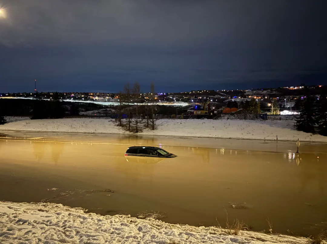 Significant flooding, boil water advisory in Calgary after water main ...