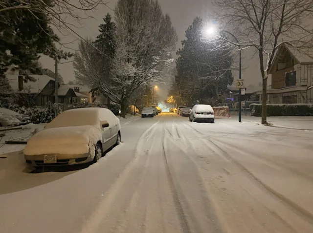 Photos: Heavy snow hits Western Canada, closes schools and cuts power ...
