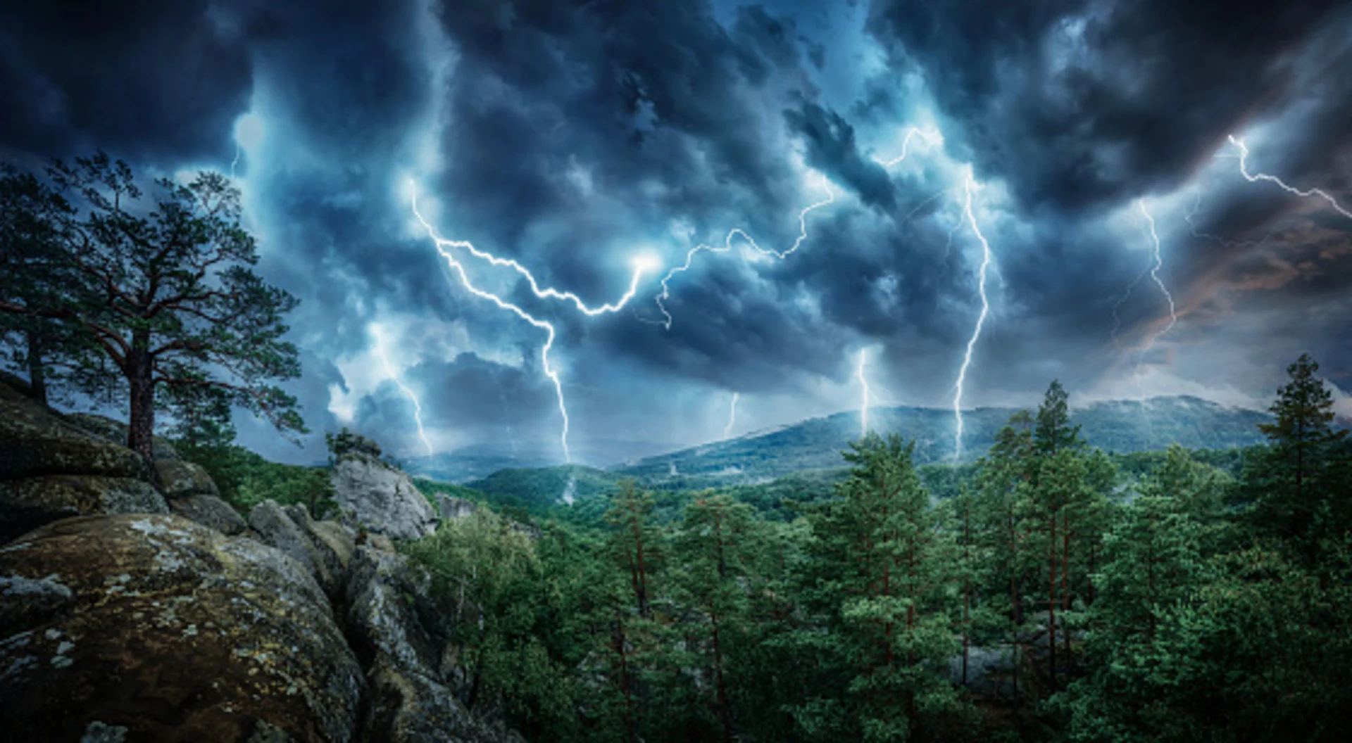 Showering during a thunderstorm: Risky business or just a myth? - The ...
